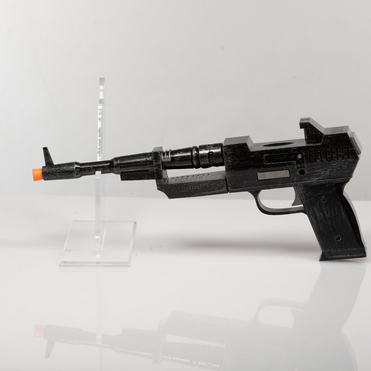 Classic Joe Laser Pistol Prop – Wulfgar Props