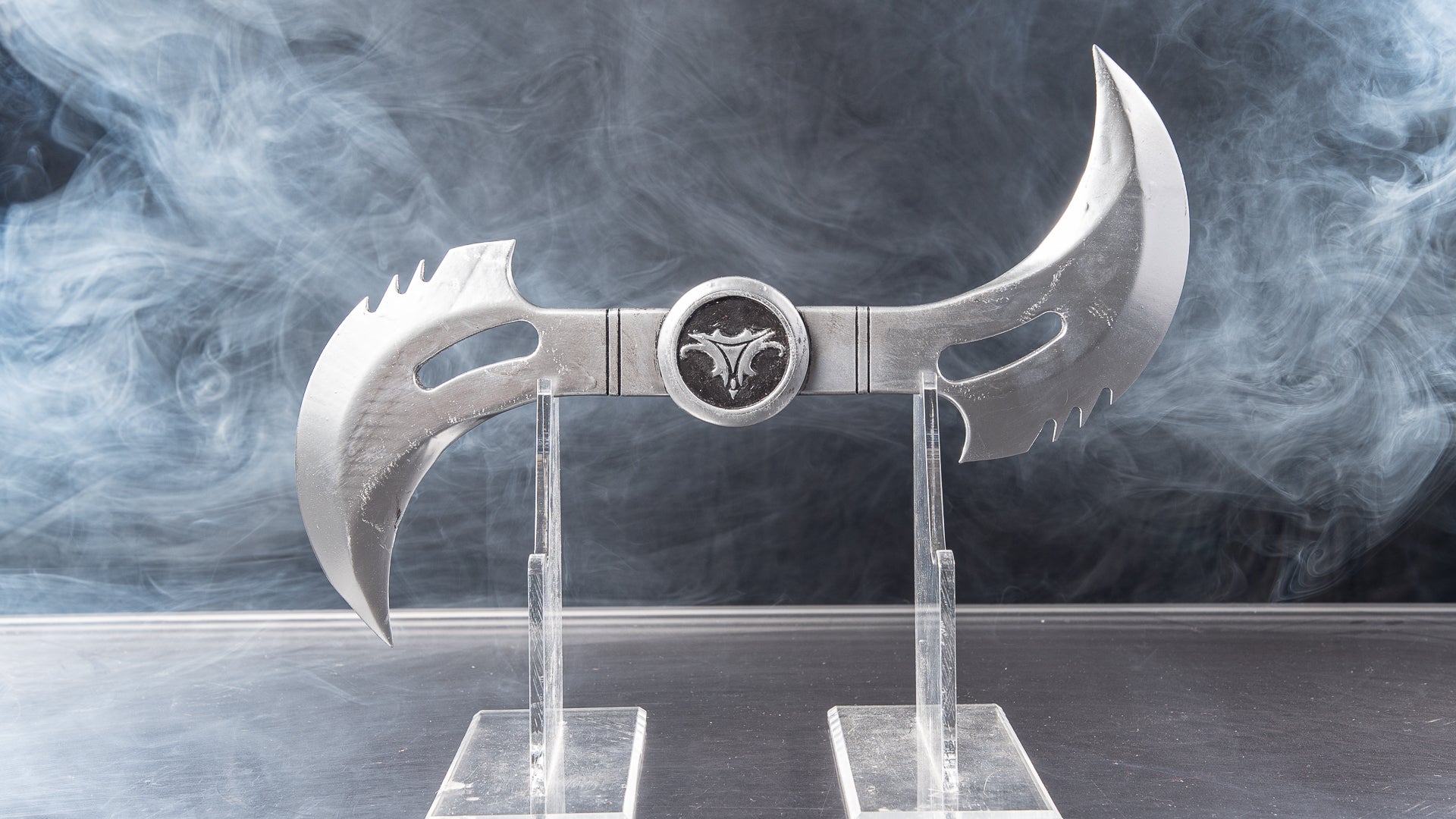 Throwing Glaive Glaive With Stand From The Movie Krull Etsy