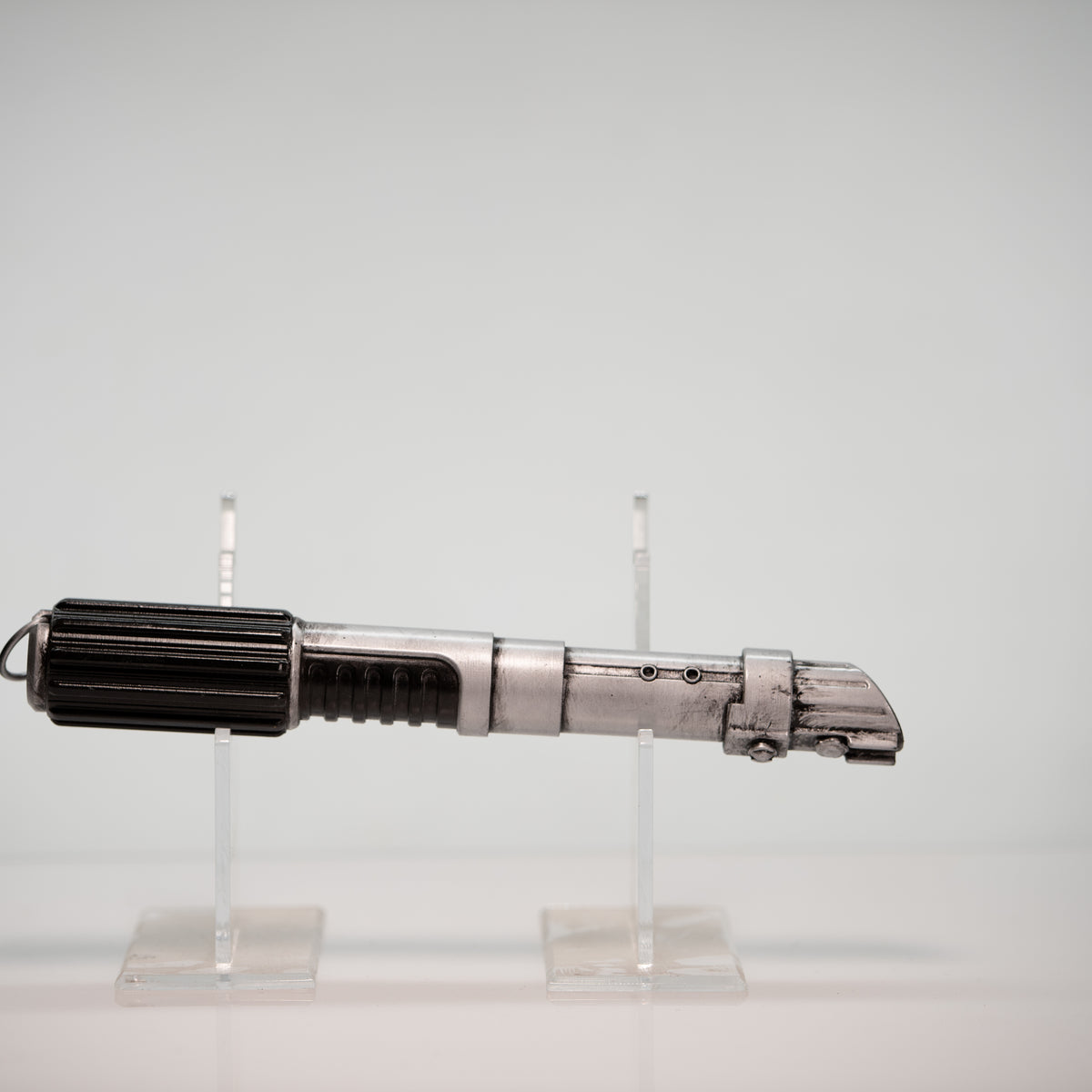 Cade Skywalker Lightsaber Display Costume Prop – Wulfgar Props