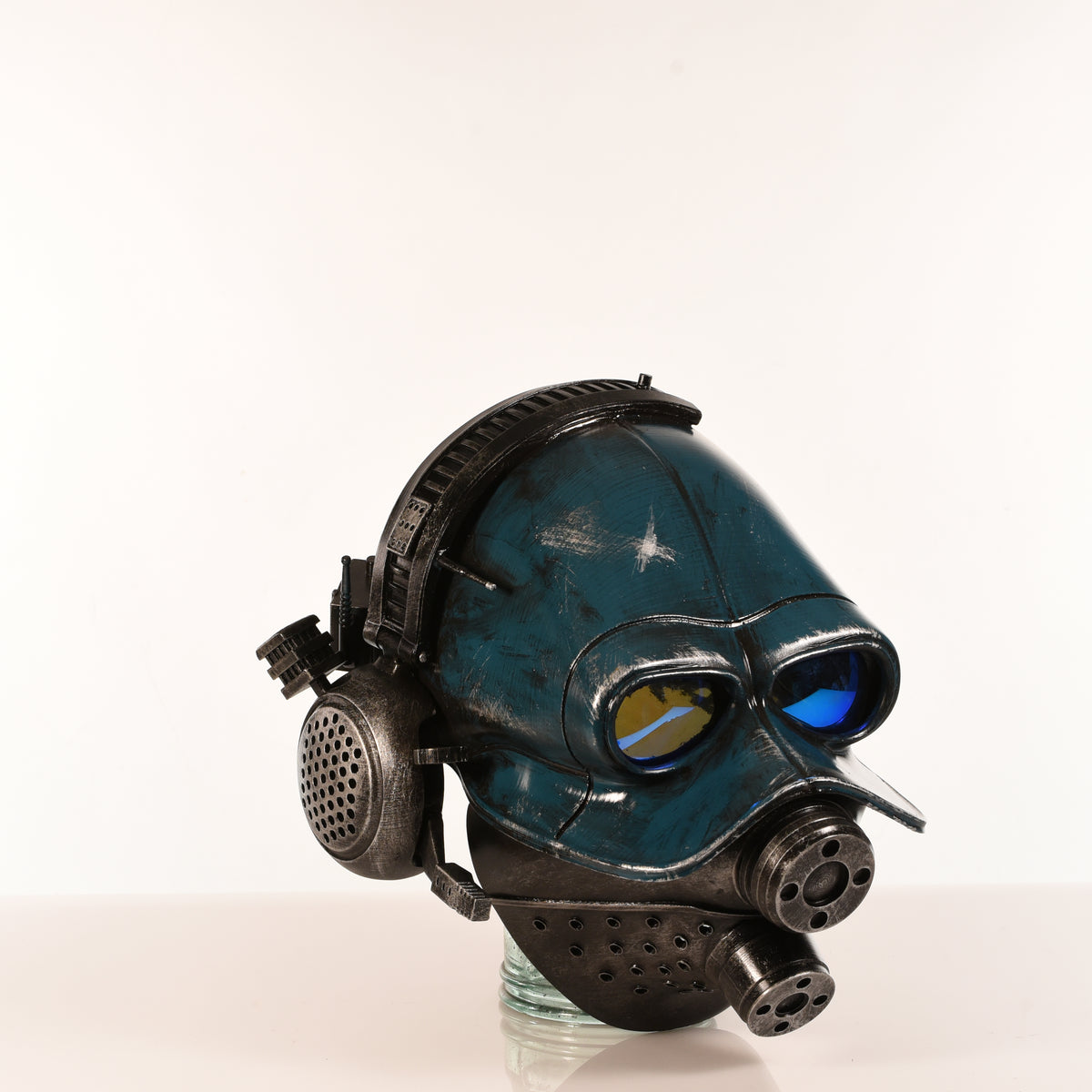 Combine Helmet Costume Prop – Wulfgar Props