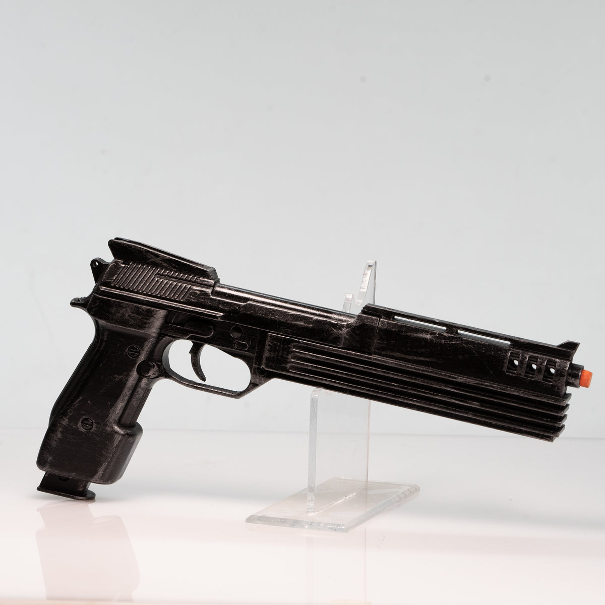 Robot Justice Auto 9 Pistol Prop – Wulfgar Props