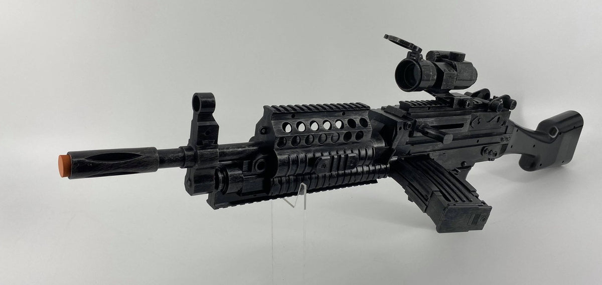 Paratrooper SAW Winter Prop – Wulfgar Props