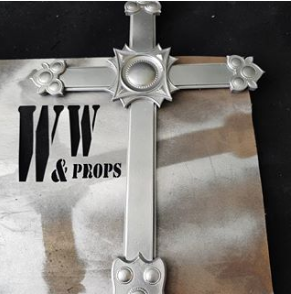 Van Helsing Cross Display Costume Prop – Wulfgar Props