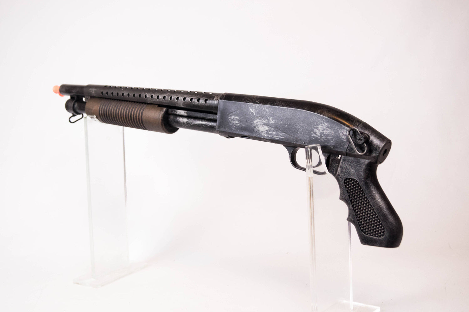 Roadhouse Shotgun Prop – Wulfgar Props